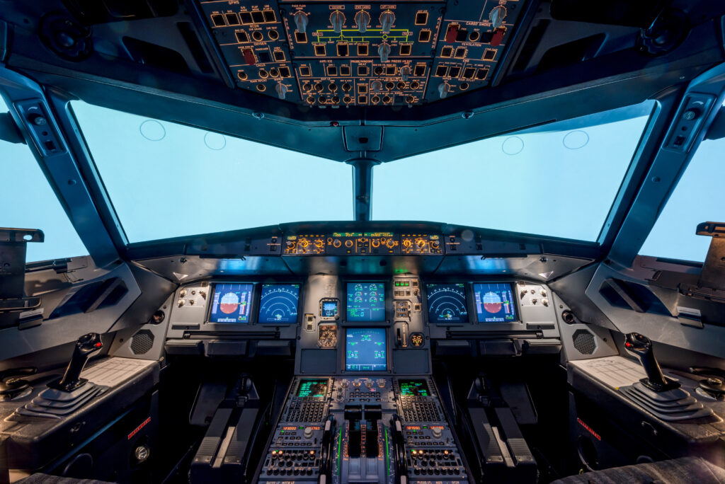 Avgeek Alert: The Modern Cockpit's Electronic Flight Information System ...